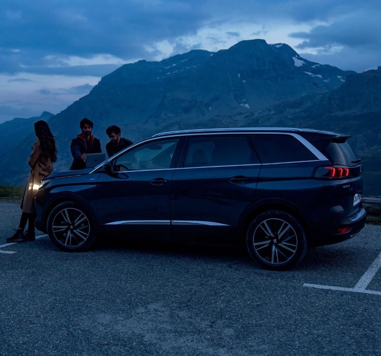 Peugeot 5008 | El SUV modular de 7 plazas de Peugeot